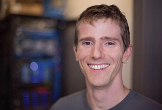 Linus Sebastian Net Worth 2025 - Exposay 2025