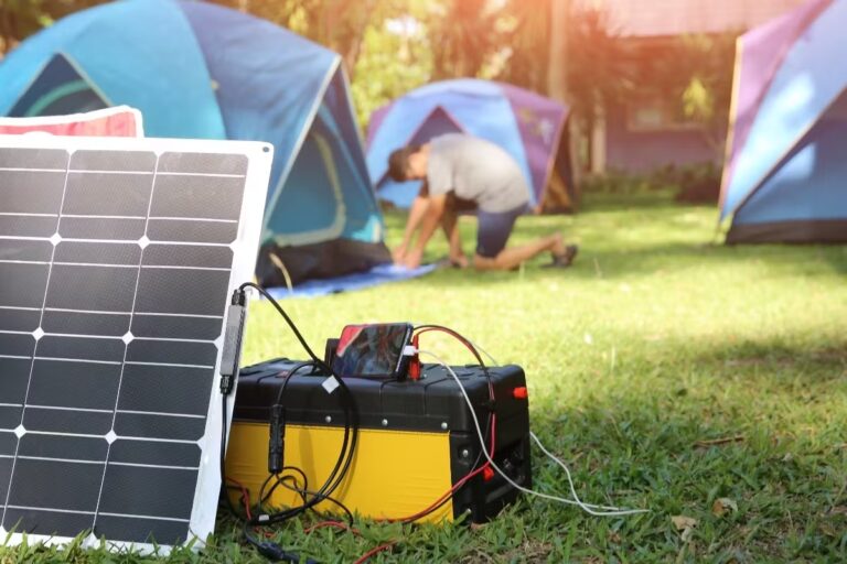 Solar Powered Generators vs. Traditional Generators: Which Is The ...